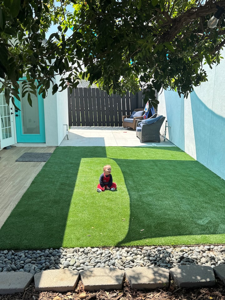 Modern, Spacious 4 Bedroom House Central San Diego - San Diego, CA