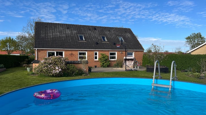 House With Pool - Legoland, Lalandia,lego House - Billund