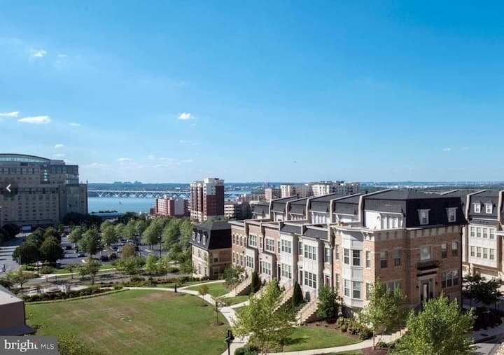 Spacious 3br 5ba Townhome Oasis In Nationalharbor - Oxon Hill, MD