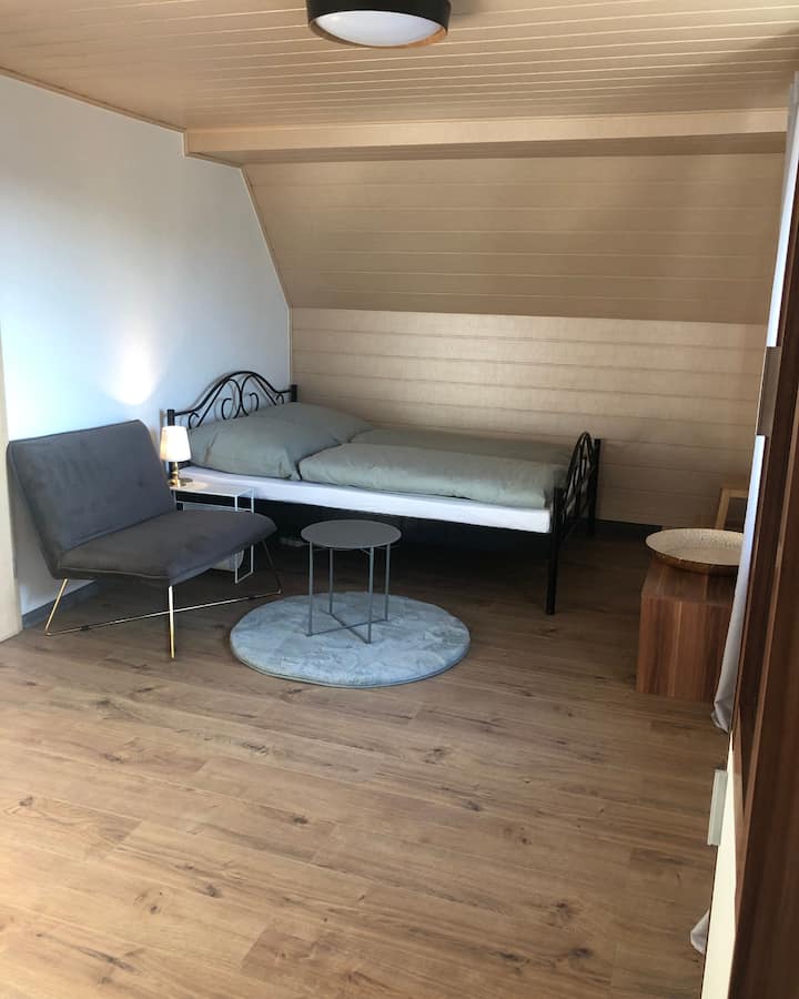 Kleine,  Hübsche Ferienwohnung - Coburg