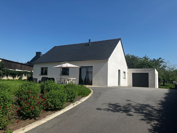 Maison Avec Jardin - Josselin