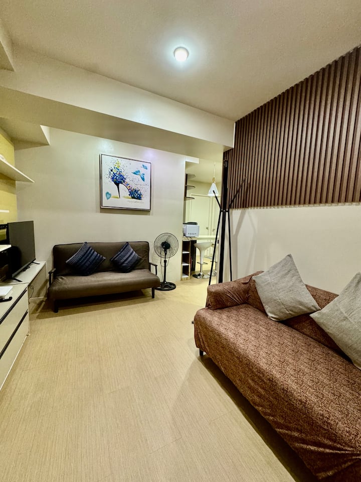 1 Bedroom Condo Unit Located At Avida Tower 2,cebu - Cebu