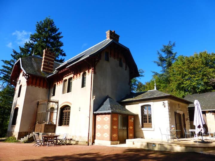 Le Manoir Sur La Roche - Cluny