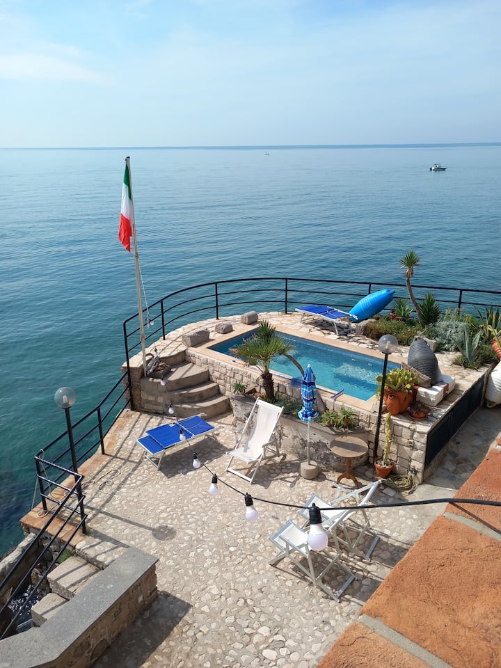Apt 1 Torre Costiera Con Accesso A Mare Privato - Terracina