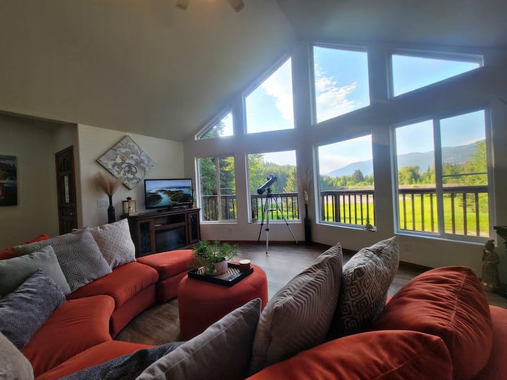 Hot Tub, Game Room, Mtn Views, Lake/golf/downtown! - Whitefish, MT