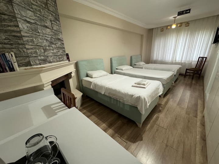 Triple Room - 09 - Çatalca