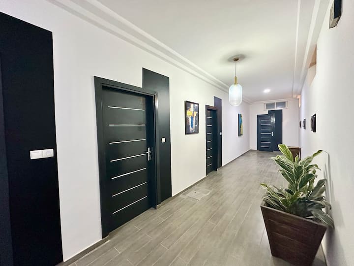 The B’s2 Beds/2baths/living Room And More - Lomé