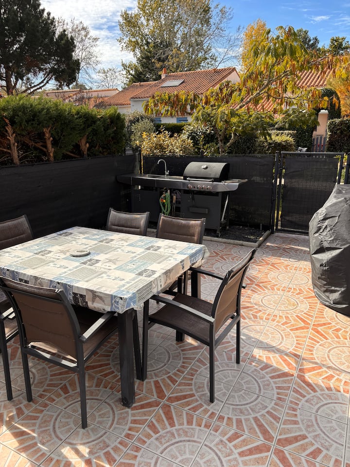 Maison Bord De Mer Et Proche Commerce - La Palmyre