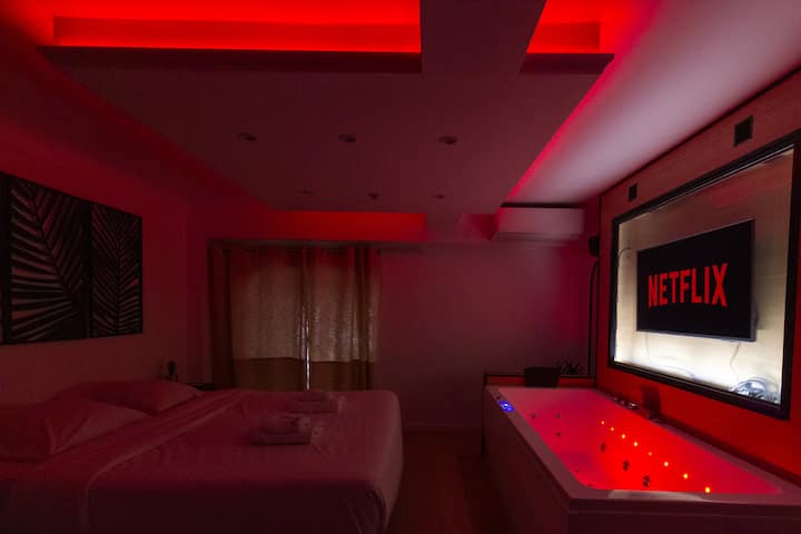 Love Room Balnéo/jacuzzi Climatisé - Alpes-Maritimes