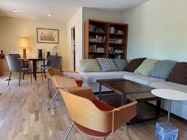 Cozy Living Spaces - Cupertino, CA