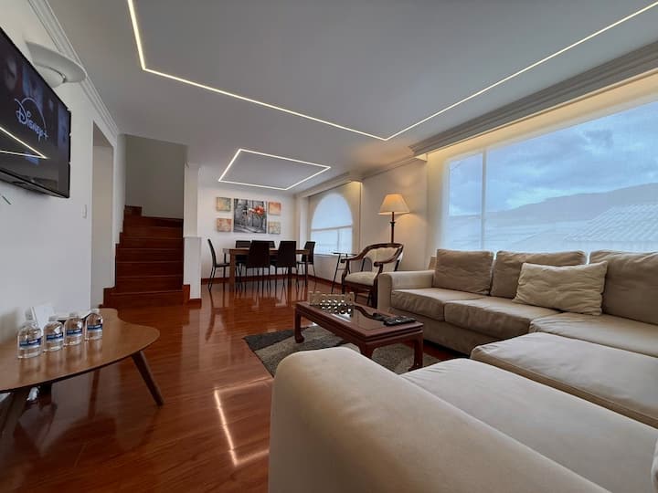 Penthouse/91ft From Unicentro Shopping Mall Bogota - Bogotá