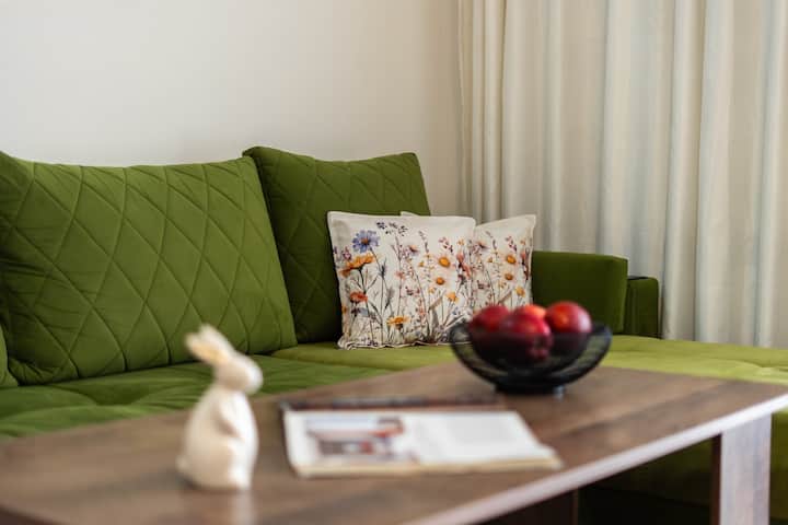 Sun-kissed Comfort /Balcony/self Check-in/ 16-141 - Yerevan