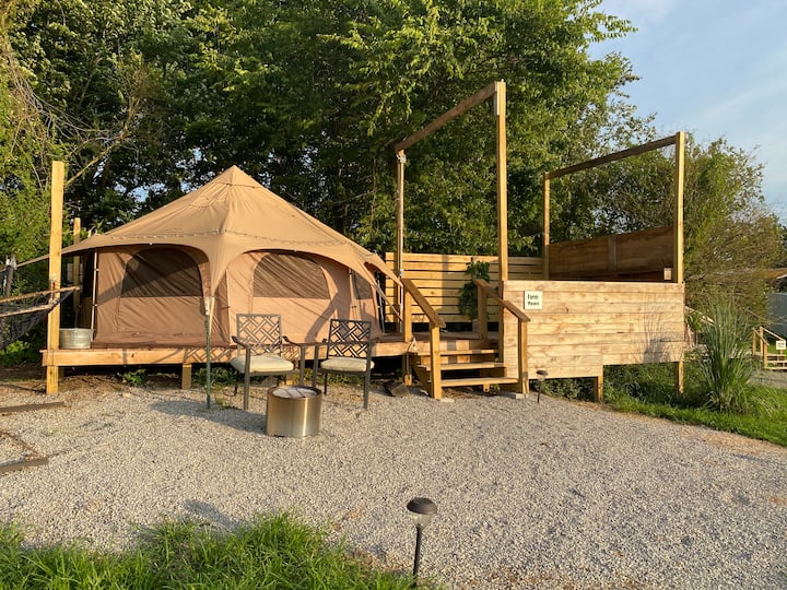 Glamping Farm Tent By Mammoth Cave Np, Sunsets - Mammoth Cave, KY