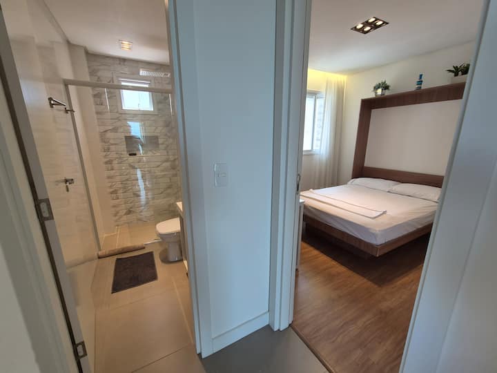 Quarto E Banheiro Exclusivo - Apto Compartilhado - Itapema