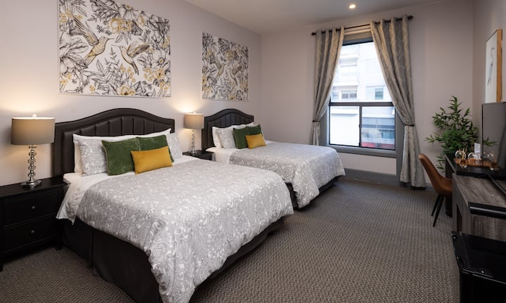 Double Queen Bedroom In Boutique Hotel - Oakland, CA