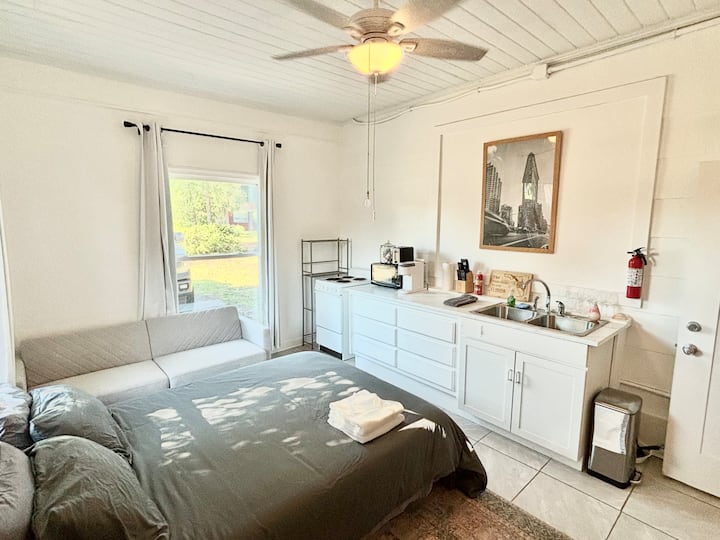 New Studio In East Hill - Pensacola, FL