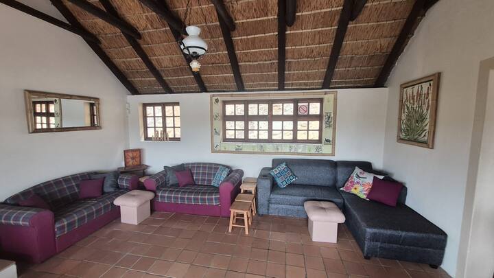 Skye Cottage. 3 Bedroom Riverside Holiday Home. - Still Bay