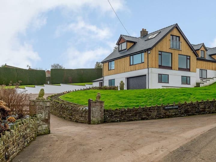 Orchard Lodge - Quiet Location - Chepstow