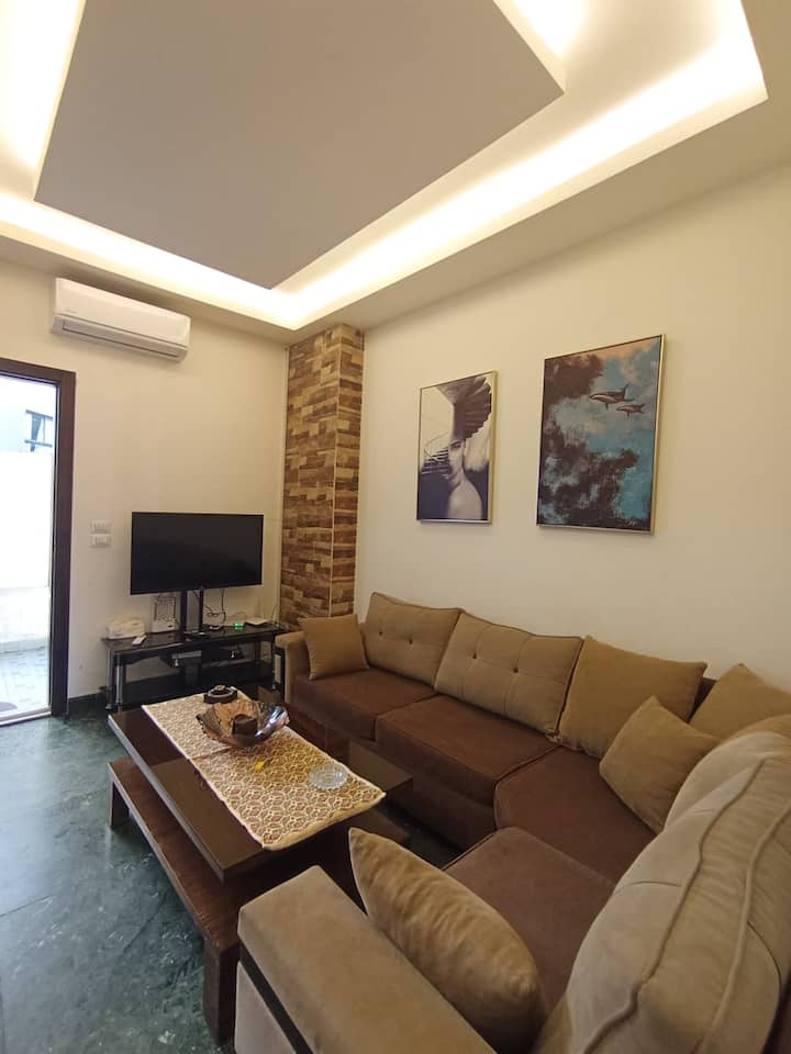 Fully Furnished  1- Bedroom Apartment With Balcony - Beirut