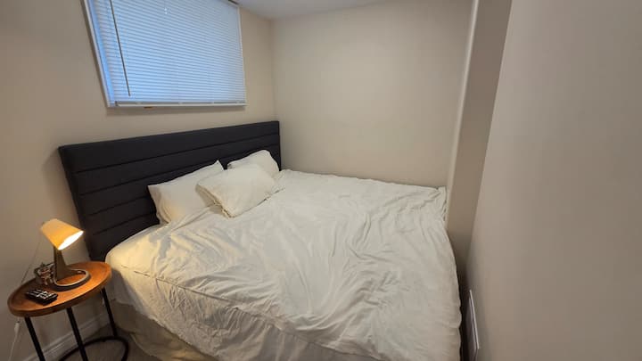 Private Cozy Basement Suite Near Niagara Falls - Welland
