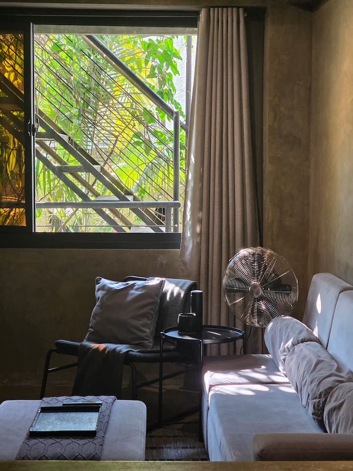 Baguio City, Aesthetic 2-bedroom With Parking - Baguio