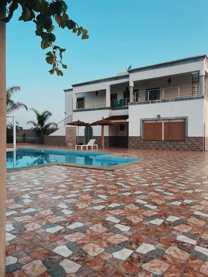 Villa With Private Pool & Large Garden Near Saidia - Berkane