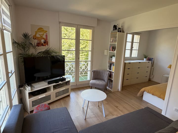 Bel Appartement Dans Un Cadre Calme - Proche Gare - Massy