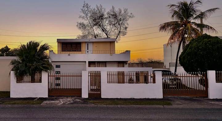 Perfect House For A Group Or A Family In Ponce - Ponce
