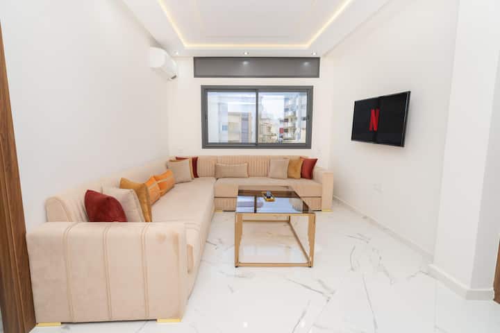 Royalty’s "Hermes" Fast Wifi - Tangier