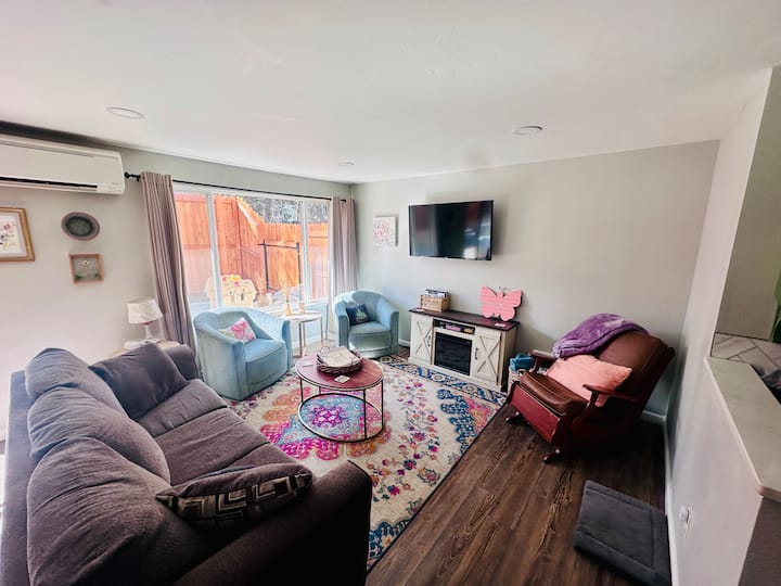 Cozy 2bd Duplex Family, Dog Fenced Yard, Fire Pit - Bend, OR