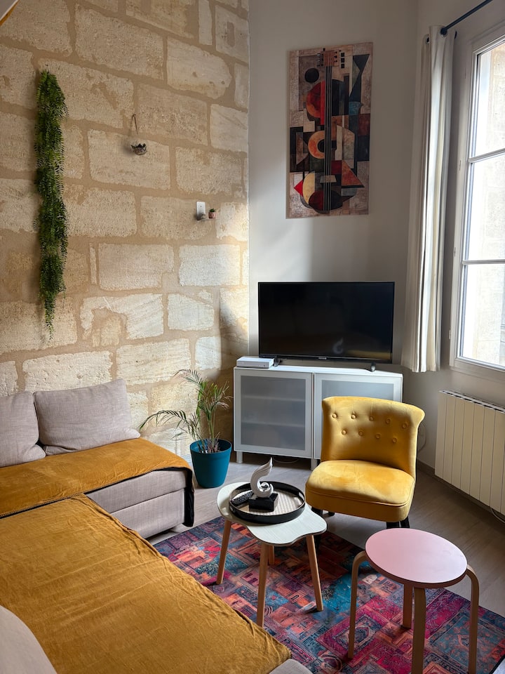 Très Bel Appartement Dans Rue Calme à Bordeaux. - Gare de Bordeaux Saint-Jean
