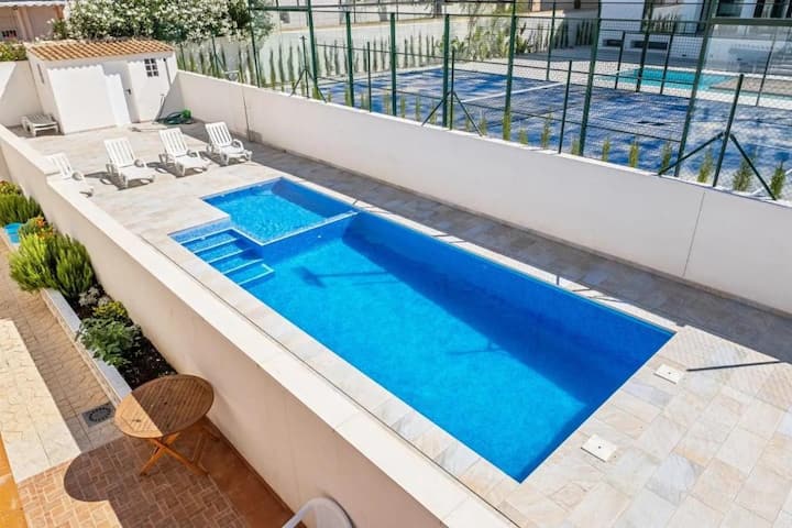 Casa Las Calas B, Con Amplio Patio - Torrevieja