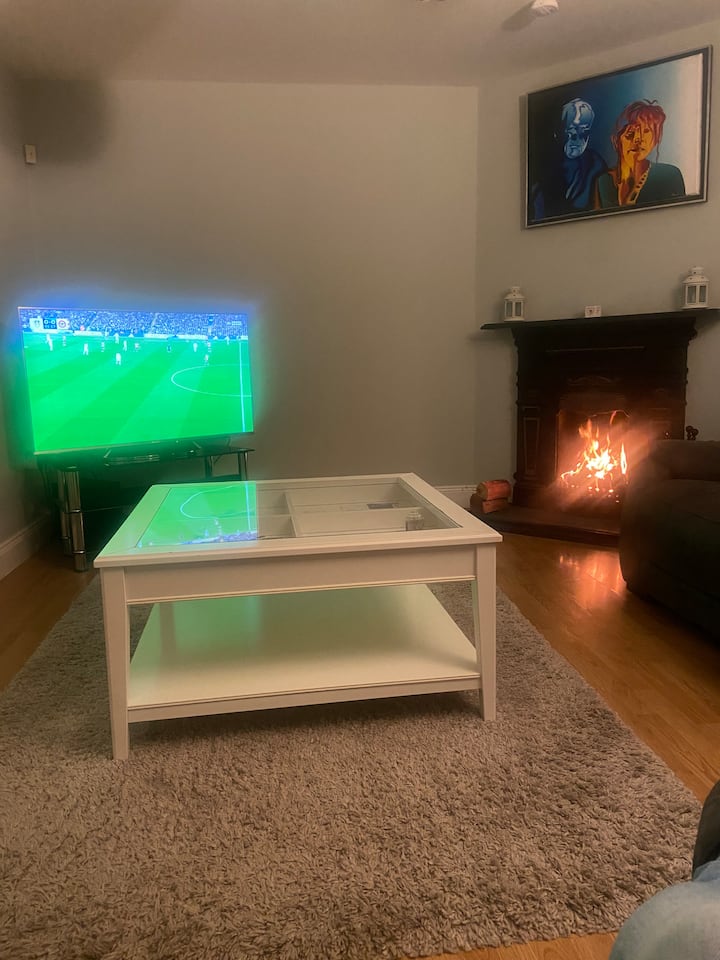 Cheerful Comfortable 2 Bedroom Home With Open Fire - Mallow