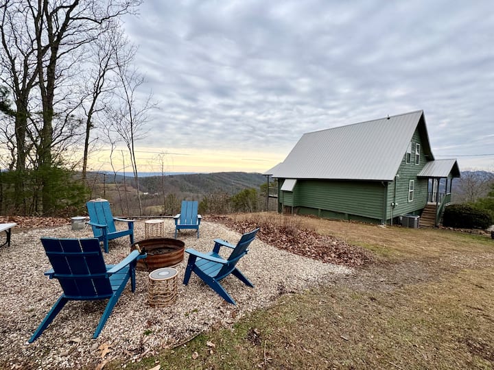 Mountaintop Cabin - Private Sauna - Endless Views - Virginia