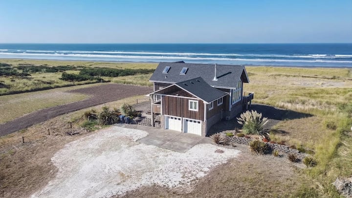 Beachfront Home With Majestic Ocean Views. - Grayland Beach State Park, Grayland