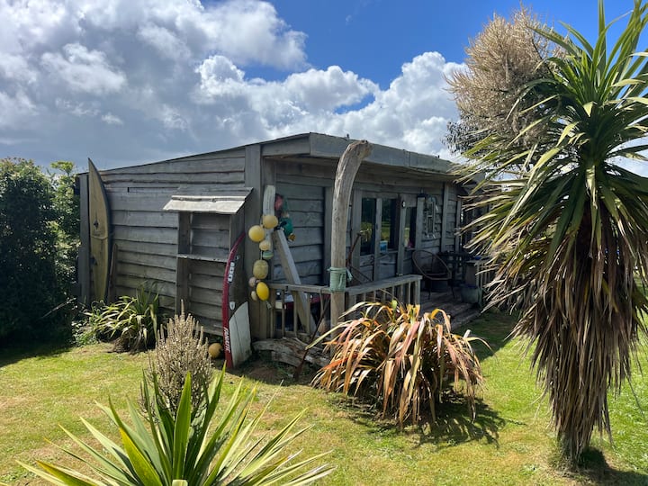 Unique Surf Cabin - Pool