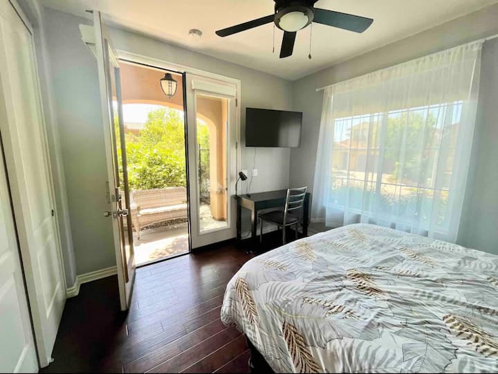 Studio Casita-3 Blocks To Beach! - Carlsbad