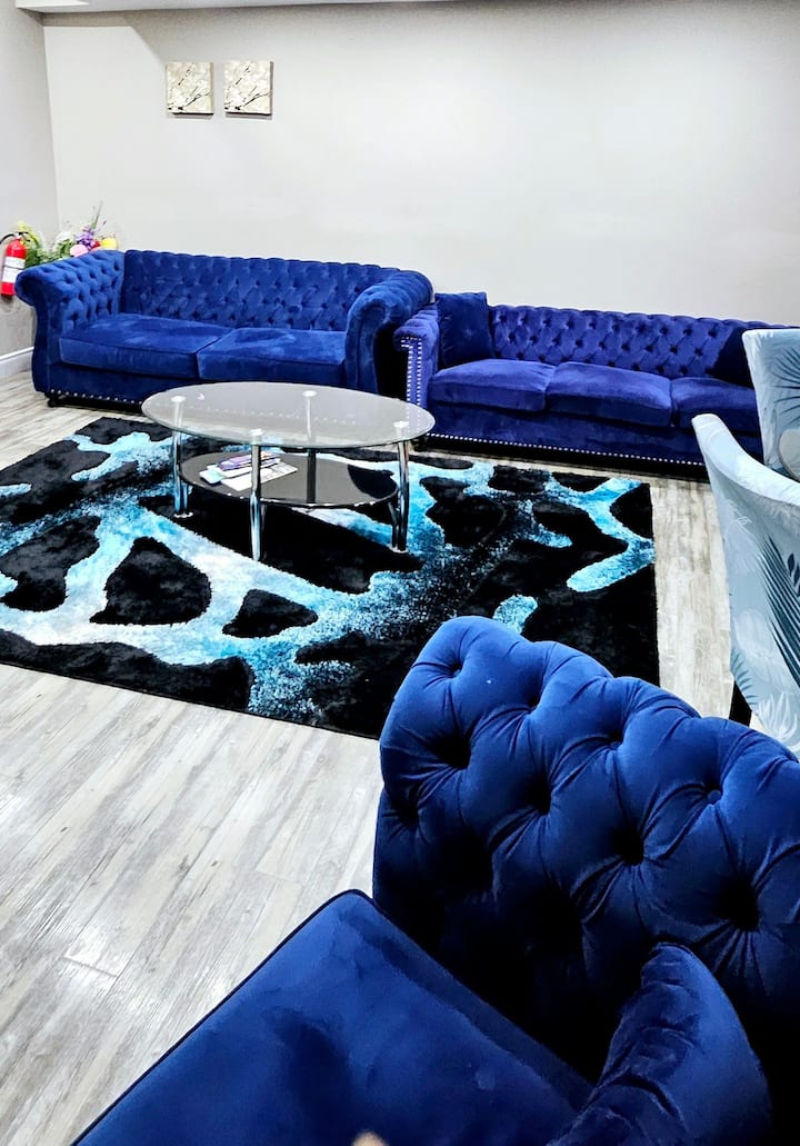 Beautiful 3 Bedroom 4bed Sleep 8 Suite At The Fall - Niagara Falls