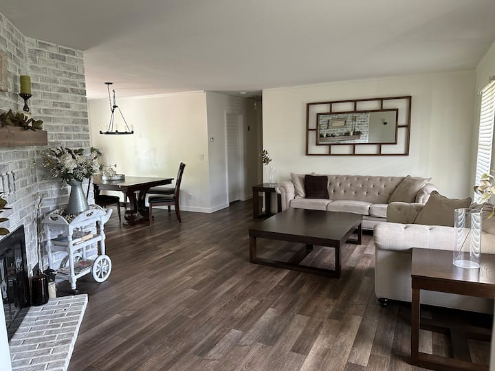 -The Wright Way To Stay- - Grandville, MI