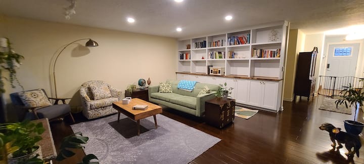 Private Creekside Home With Huge Backyard - 希爾斯伯勒