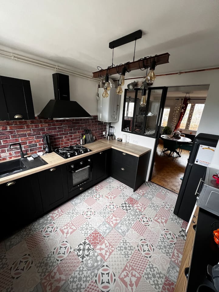 Superbe Appartement Proche De La Gare - Baume-les-Messieurs
