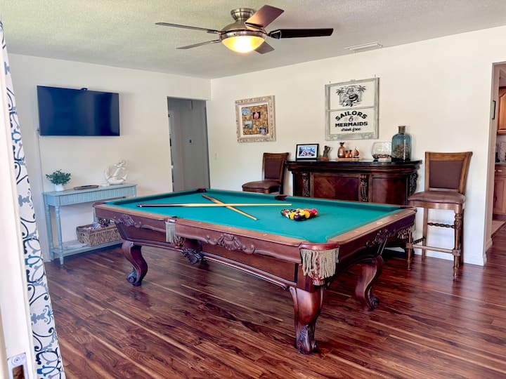 Billy Birds Happy Place By The Beach. - Indian Rocks Beach, FL