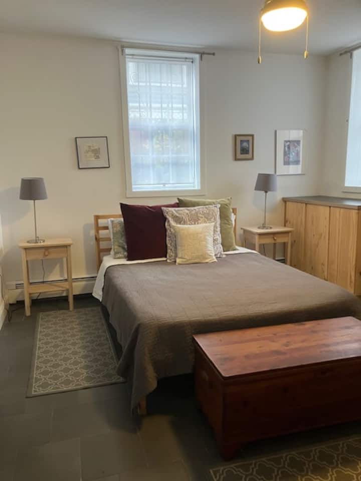 Sunny College Hill Loft Studio - Providence, RI