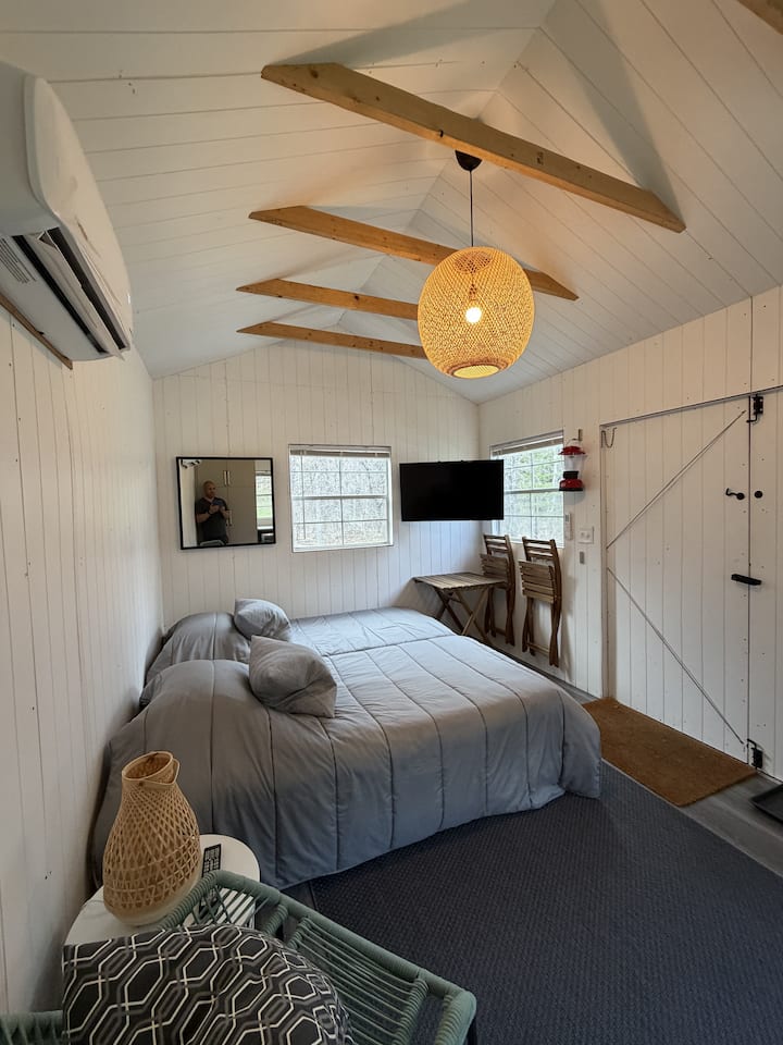 Private Delightful Tiny Home With Beautiful Views. - Phoenicia, NY