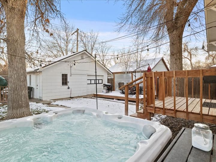 Downtown • Hot Tub • Playground•near Hospitals - Billings, MT