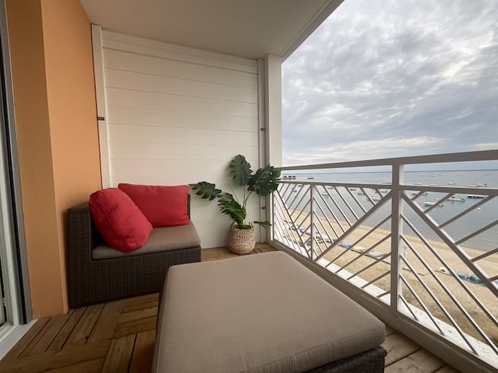 Front De Mer Vélos En Option - Arcachon