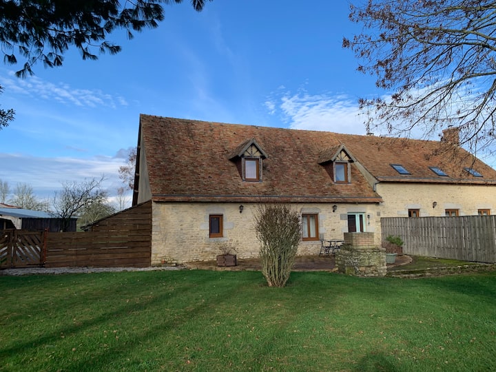 Maison De Campagne à Proximité De La Ville - Alençon