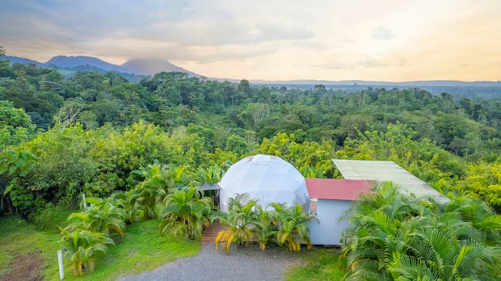 Eco Glamping Farm & Arenal Volcano View - La Fortuna