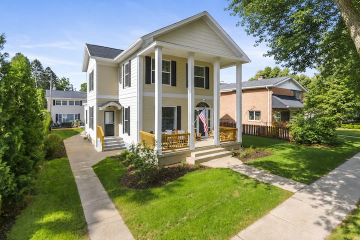 White House On Wisconsin|horticultural Hall |Sl 20 - Lake Geneva
