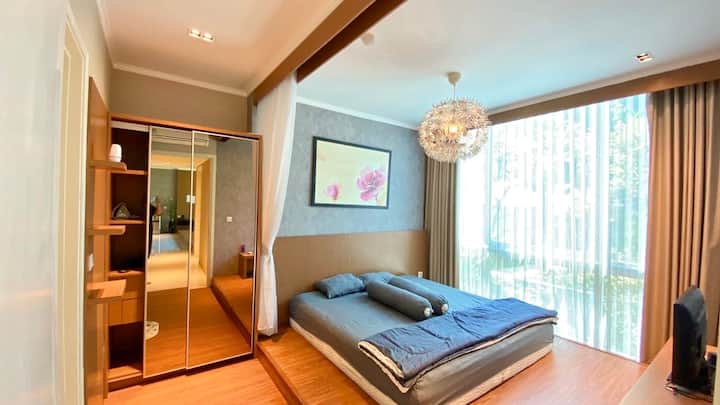 Ciputra World The Via 3br Garden & Pool View -130m - Surabaya